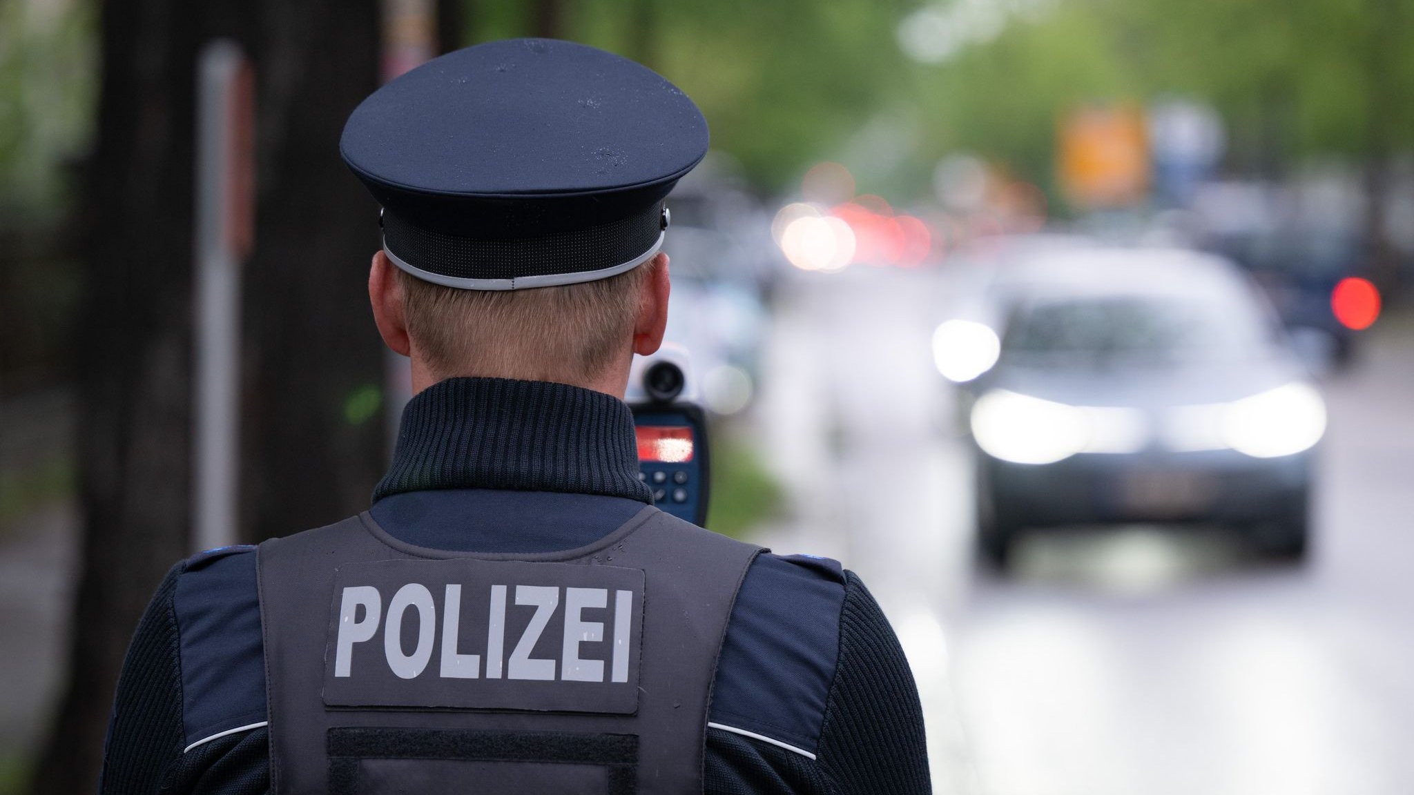 Deutlich zu schnell unterwegs: Polizei erwischt Raser auf der A9