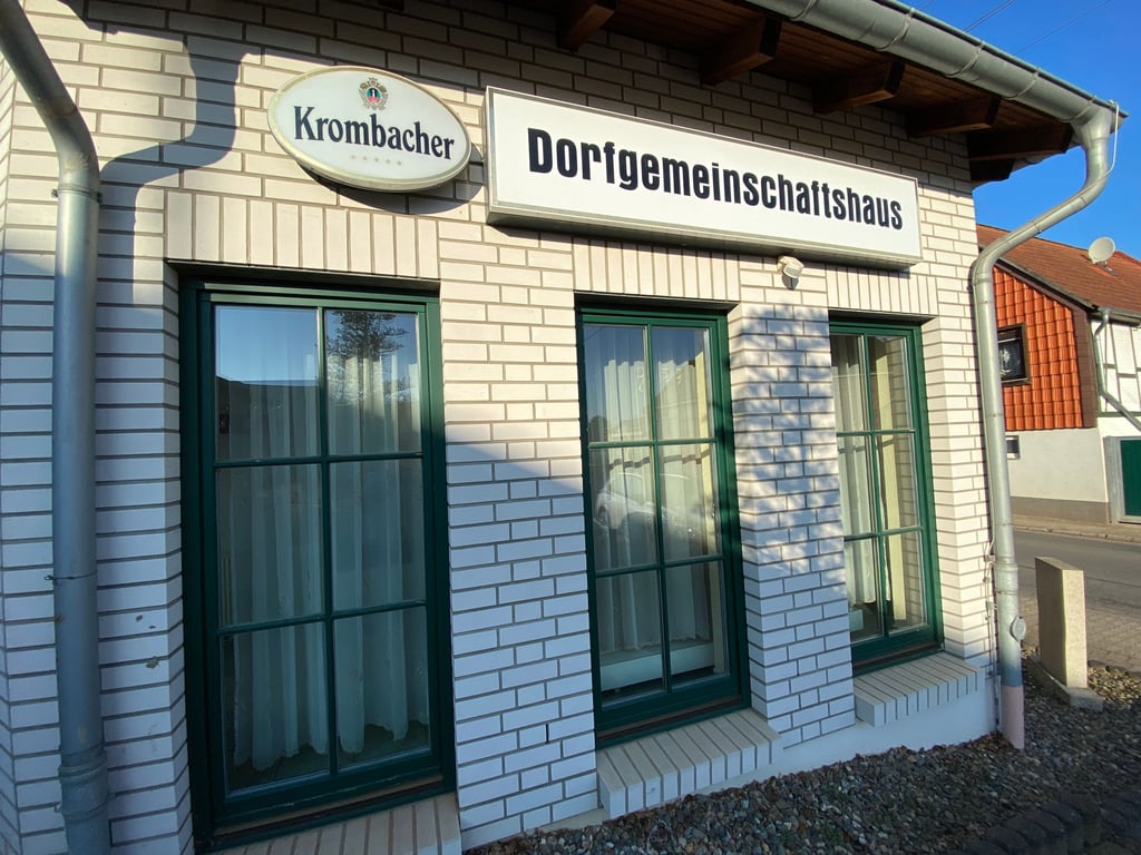 Partyräume in Halberstadt: Wer im Dorfgemeinschaftshaus Emersleben ...