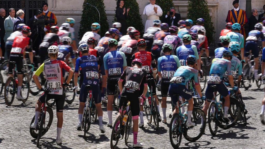 Radsport: Simon Yates gewinnt den 108. Giro d'Italia