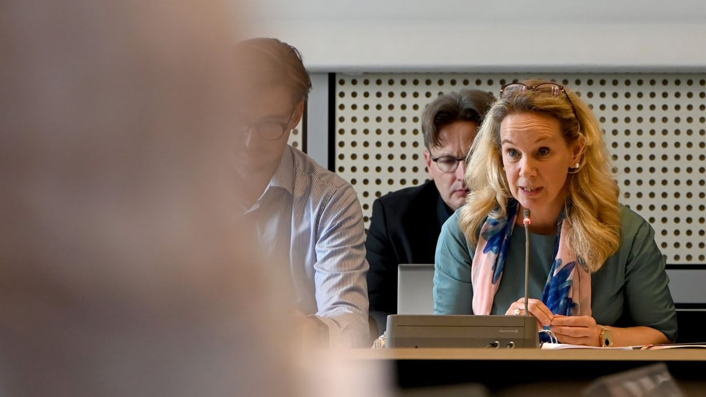 Neue Kultursenatorin: Wedl-Wilson: Kürzungen in der Kultur auch eine Chance