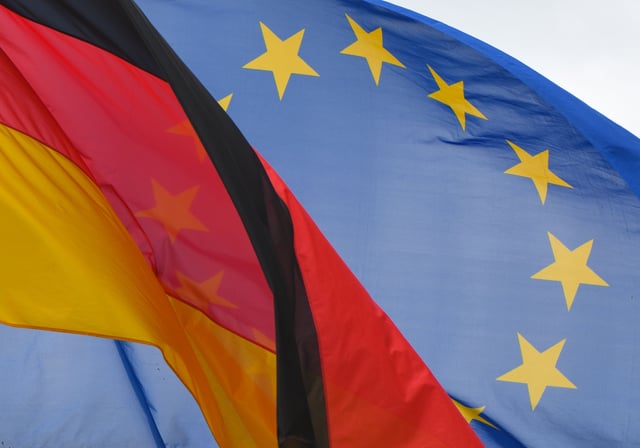 Nude kiss hot gif figure and attitude to suit will result