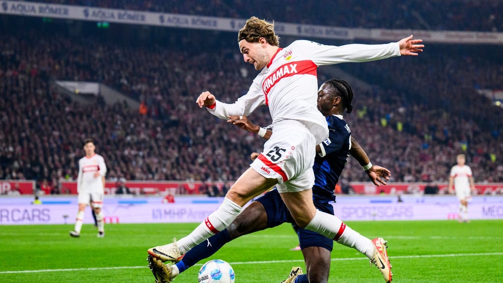 Transfers: Bruun Larsen wechselt nach England zum FC Burnley