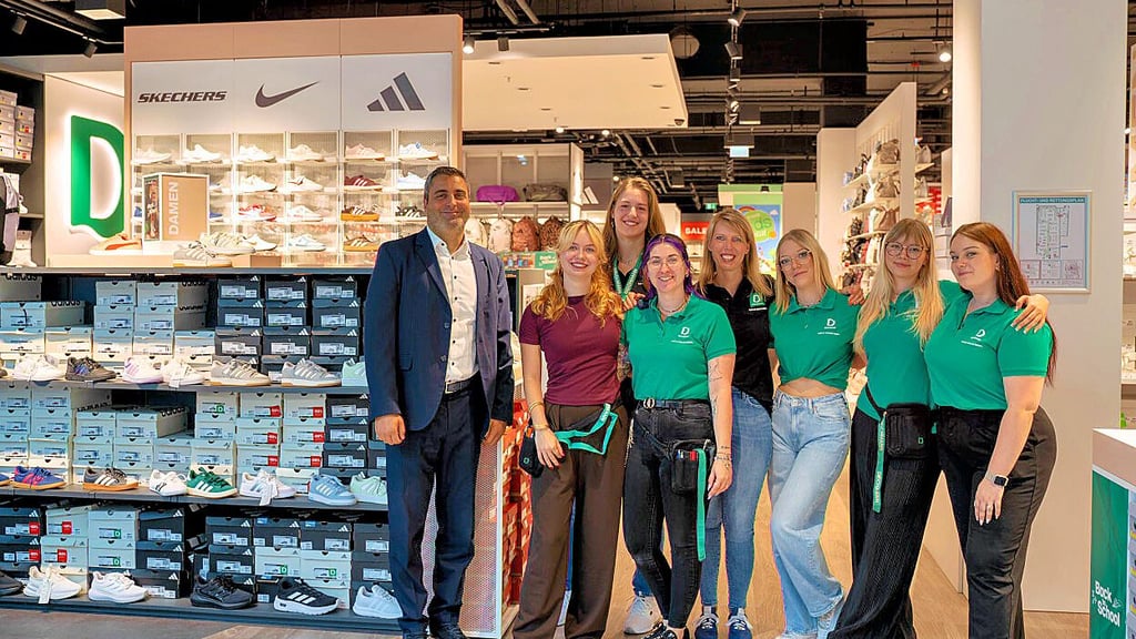 Einkaufszentrum Arsenal: Deichmann in neuem Look: So modern präsentiert ...