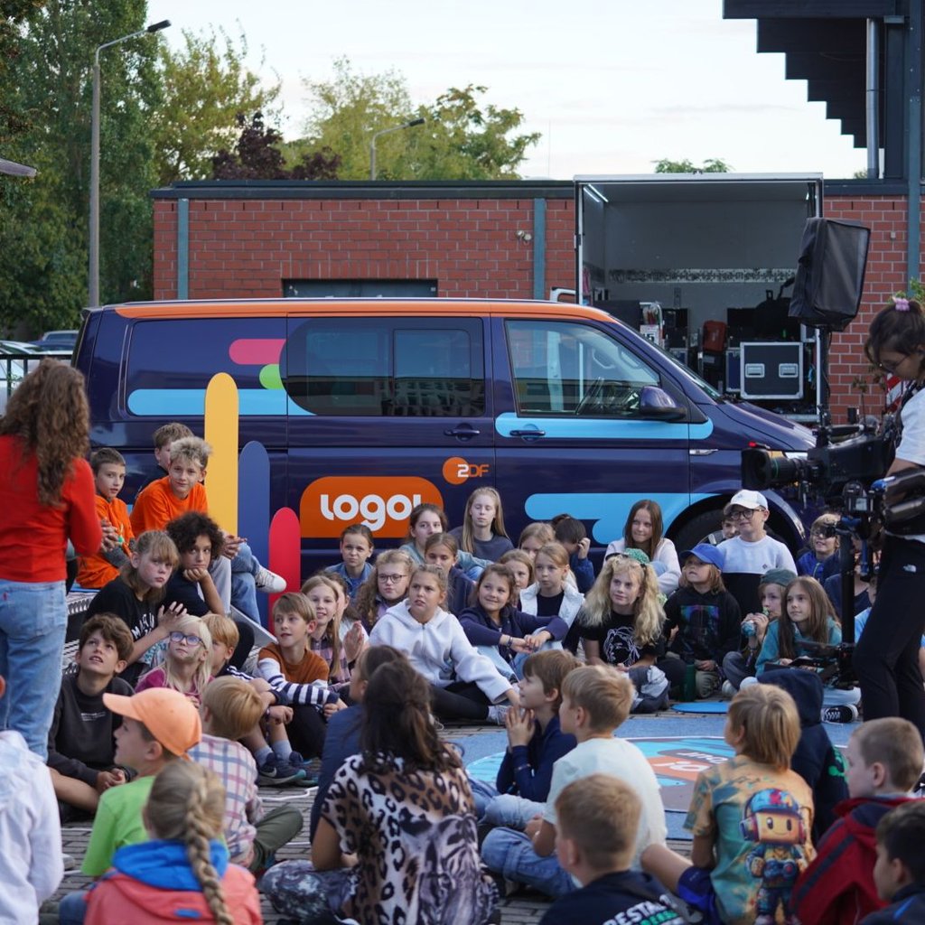 Milla chats sex videos discovered Sasha's info on an online