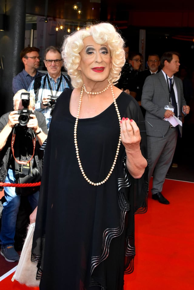 "Wa(h)re Liebe"-Star Lilo Wanders blickt in der "NDR Talk Show" auf ihr ...