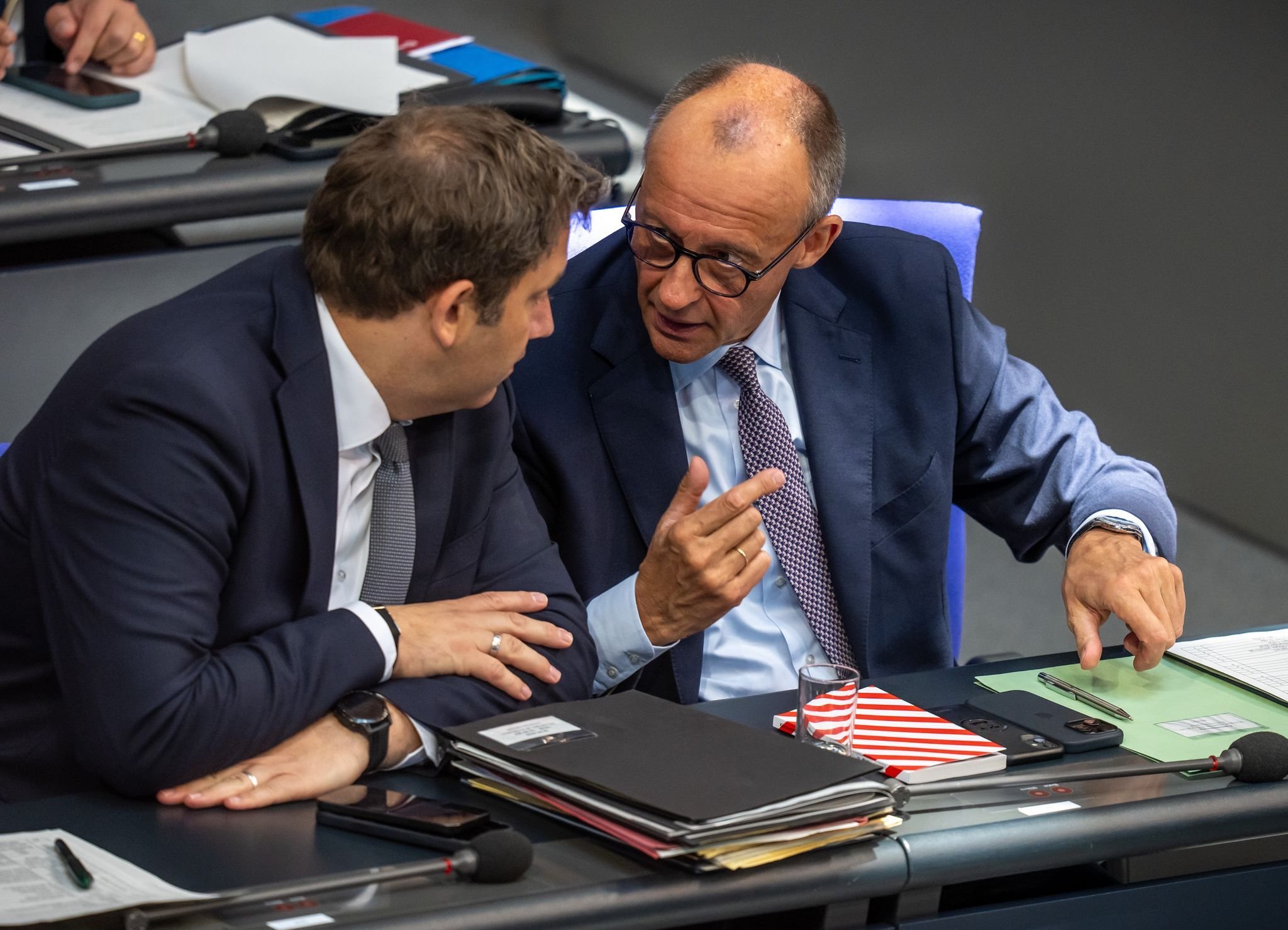 Bundesverfassungsgericht: Koalition atmet auf – Wahl der Verfassungsrichter geglückt