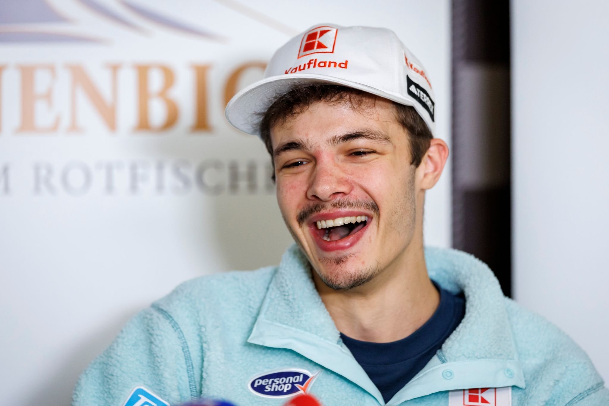 Vierschanzentournee: Der etwas andere Skispringer: Raimund als Tournee ...