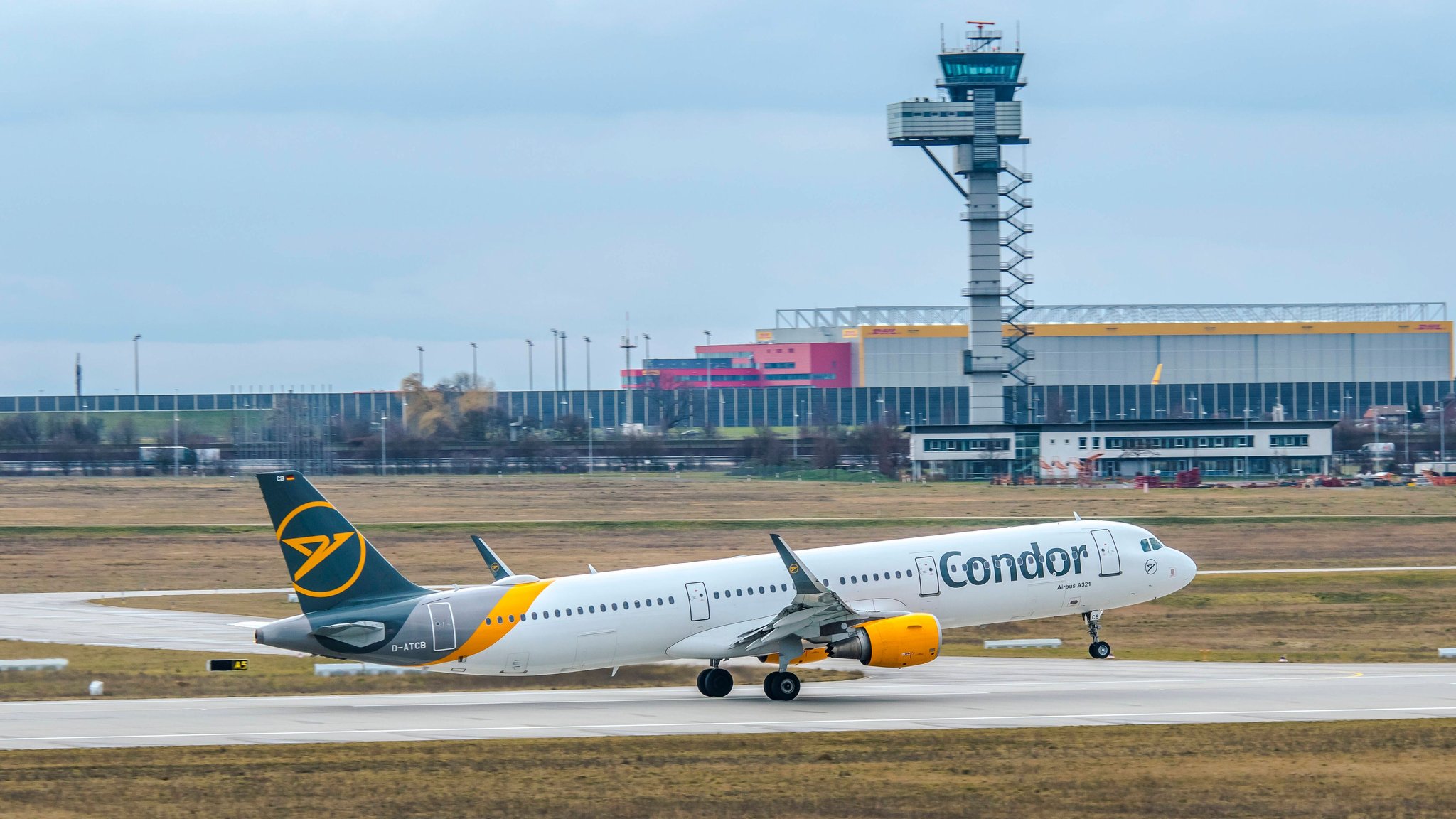 71 Millionen staatliche Finanzhilfe: Airlines ziehen ab: Warum die ...