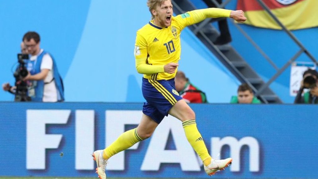 Emil Forsberg trifft zum Sieg und muss angeschlagen vom Platz | RBLive